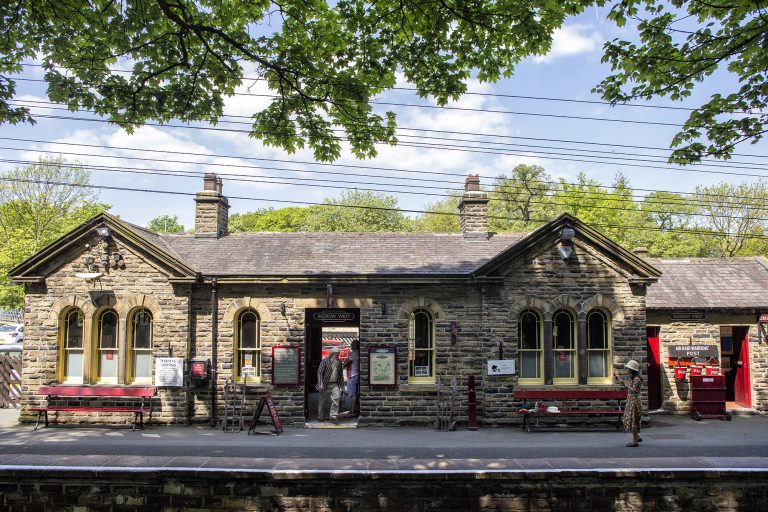 Stations – Keighley & Worth Valley Railway